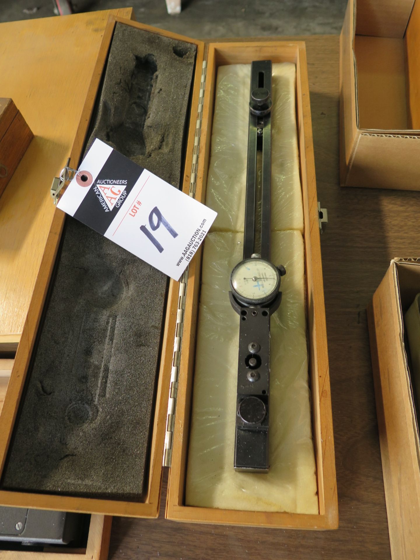 Mueller Shallow-Bore Dial Bore Gage