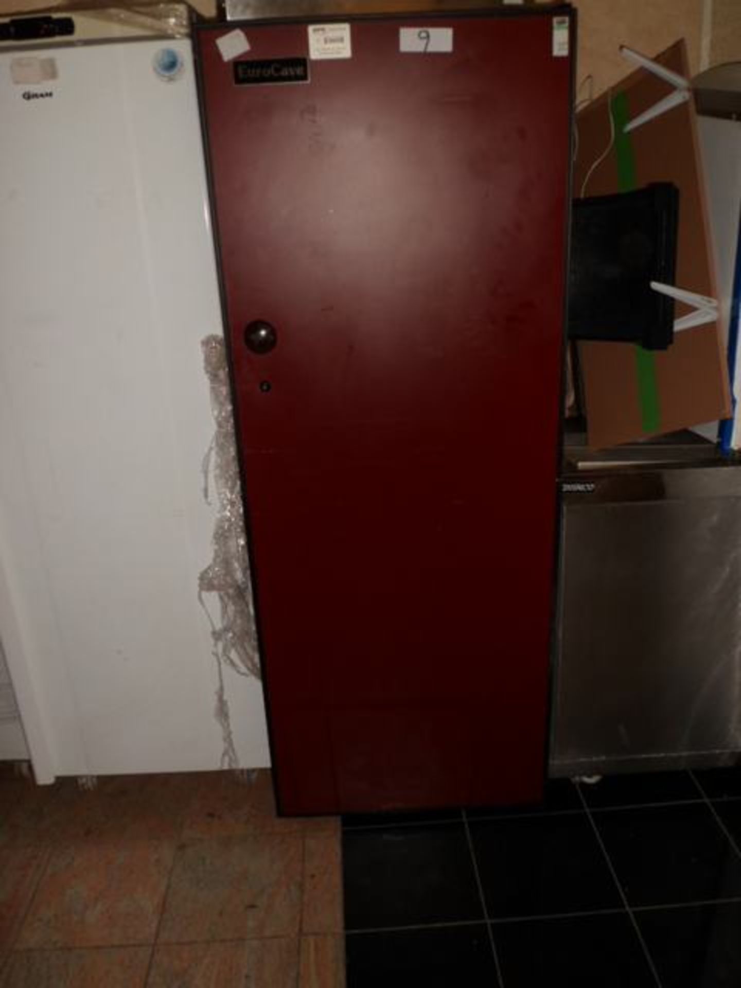 Eurocave Vieillitheque Confort V264 wine fridge freestanding unit with ...