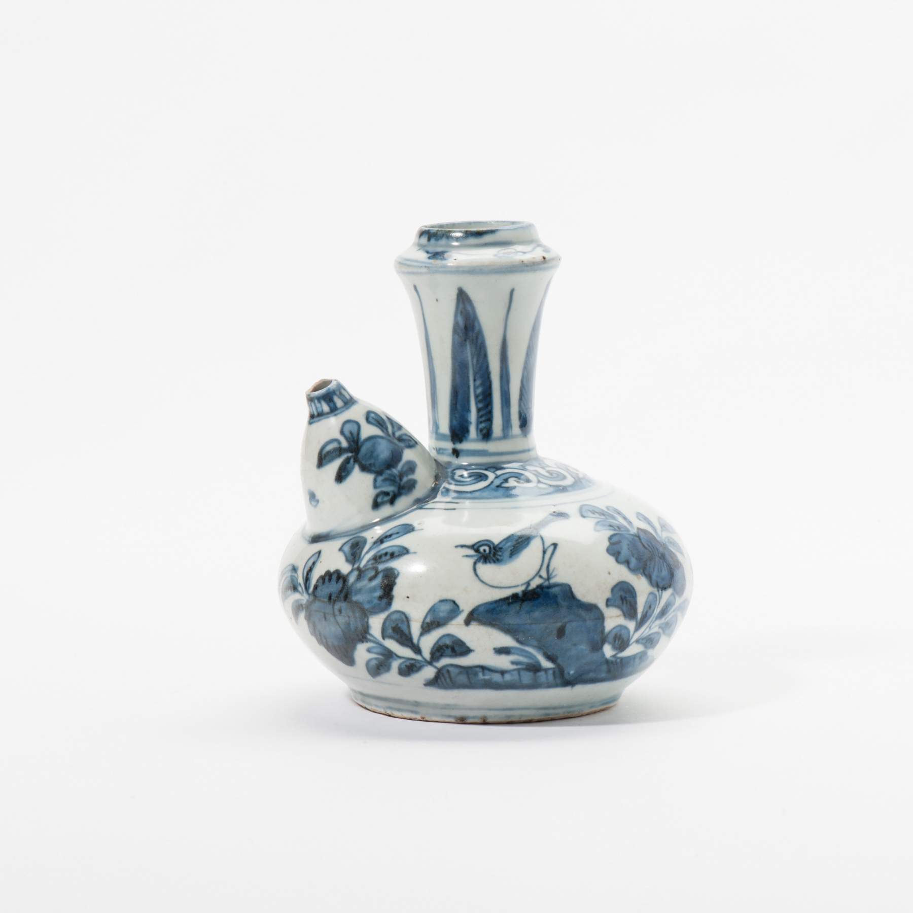 A blue and white gendi Wanli On the body two birds on a rock separated ...