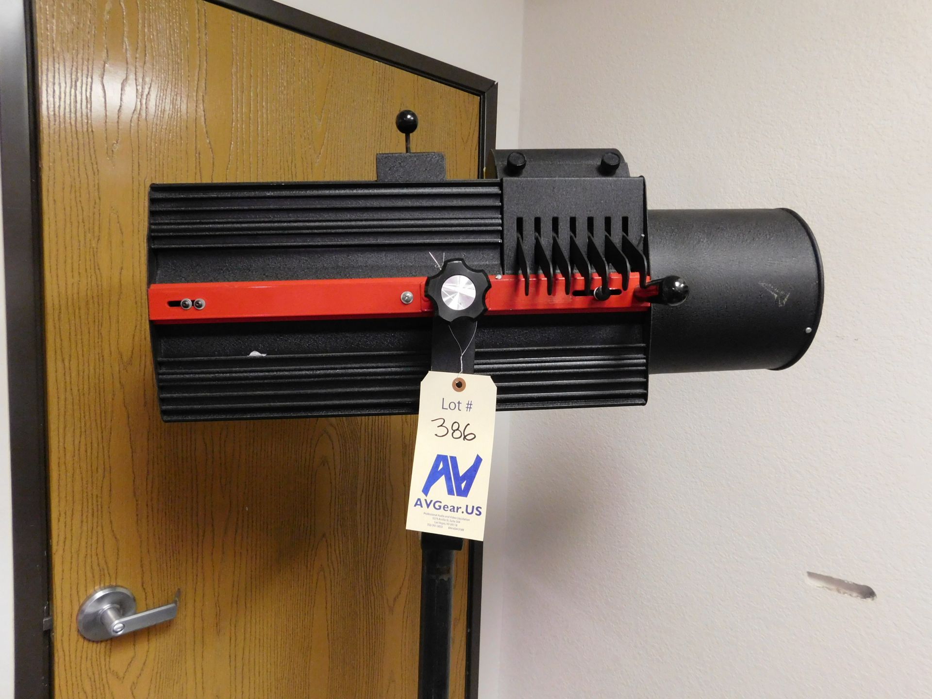 Lycian Midget Model 1206 Followspot w Stand