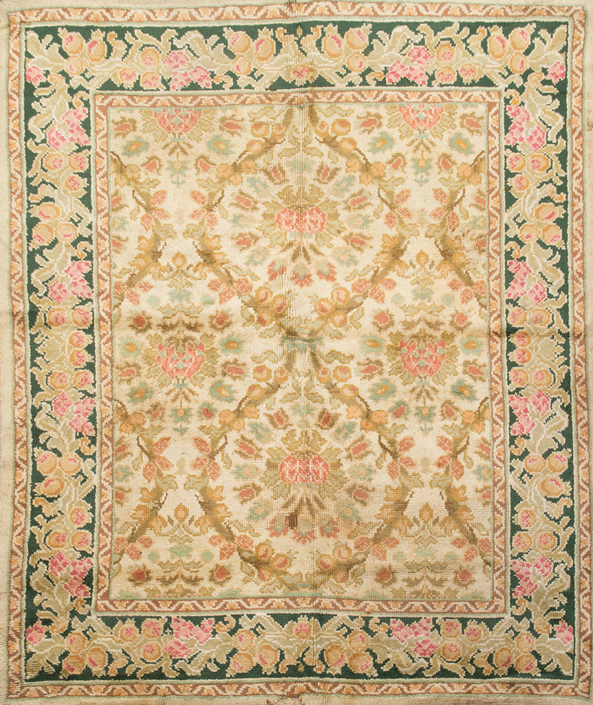 Spanish wool carpet style Generalissimo Foundation, second third 20th ...