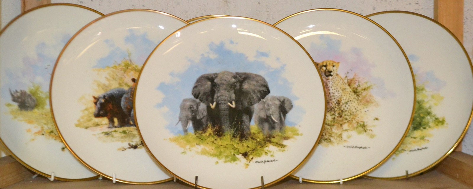 set of six David Shepherd limited edition collectors plates