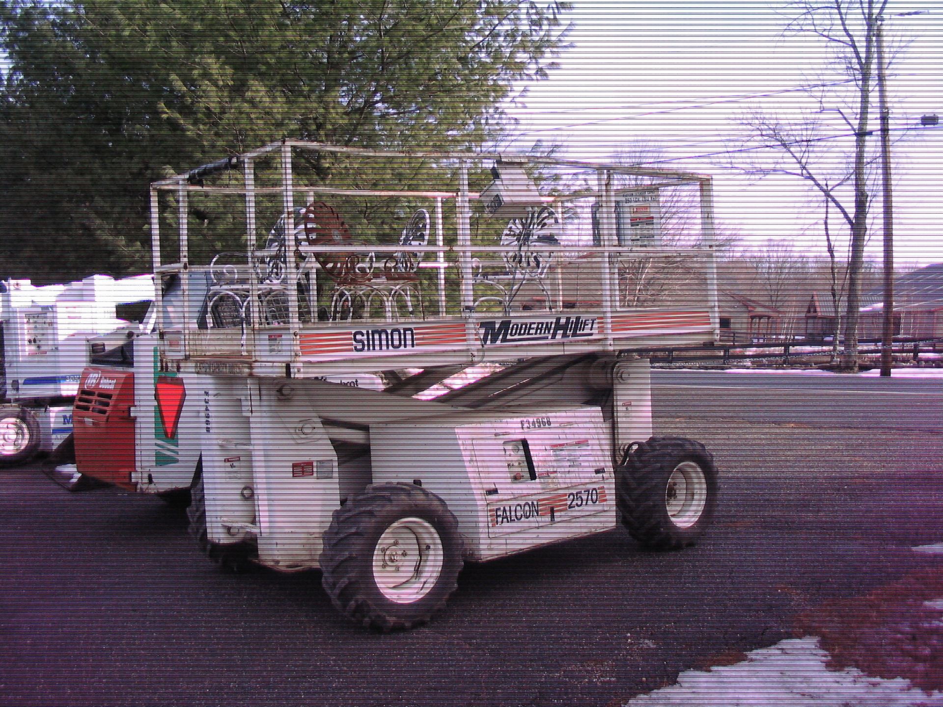 Simon Falcon Scissors Lift Model 2570RT Serial# ECB00181 Hours unknown ...