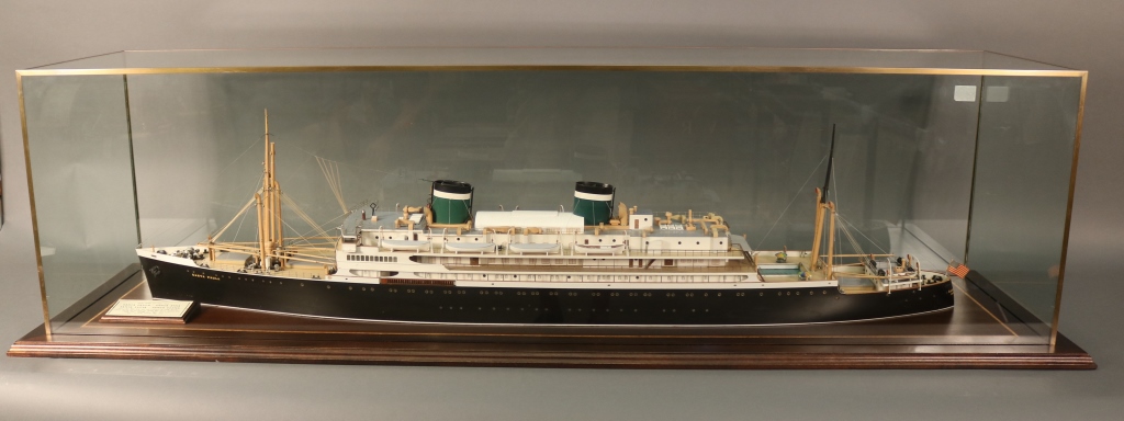 Boucher Model of Passenger Liner Santa Paula Professionally built model ...