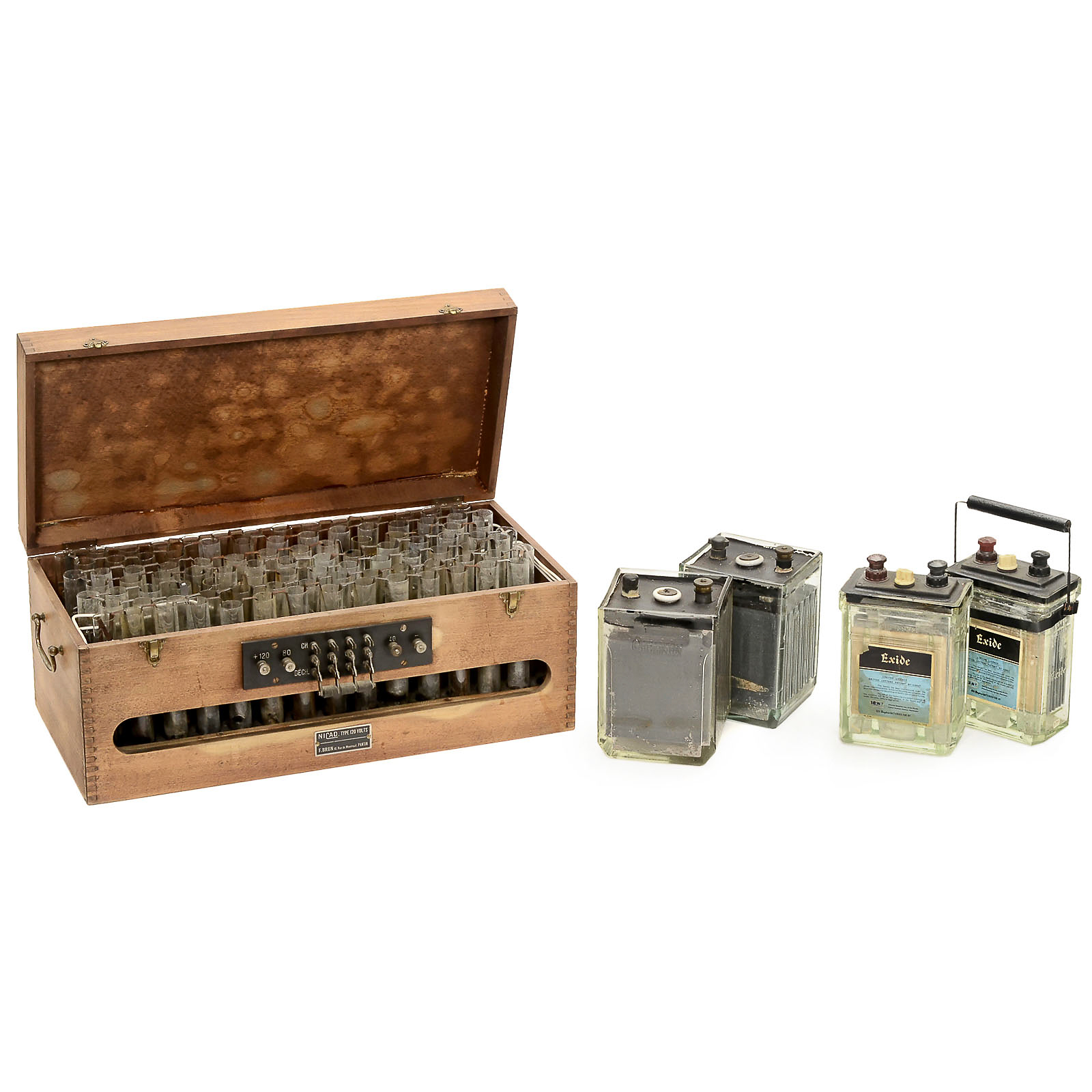 Lot of Radio Batteries, from 1900 1) 4 glass batteries by Plus Oerlikon ...