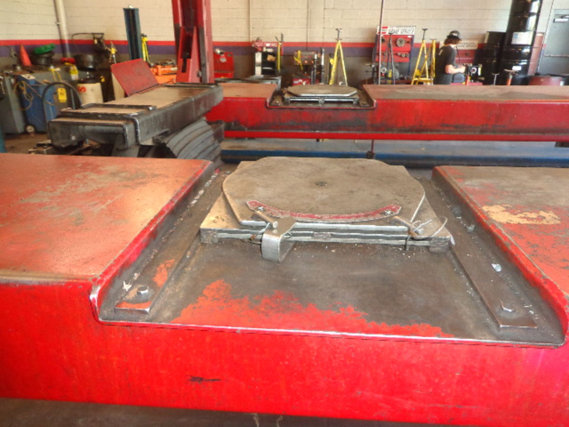 ROTARY 12000# 4-POST DRIVE ON ALIGNMENT RACK MDL. ARO 123-20