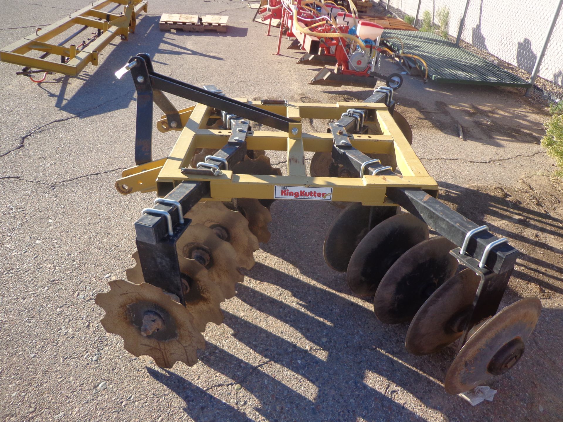 KING KUTTER 6.5' X 18" COMB. BOX FRAME DISC HARROW