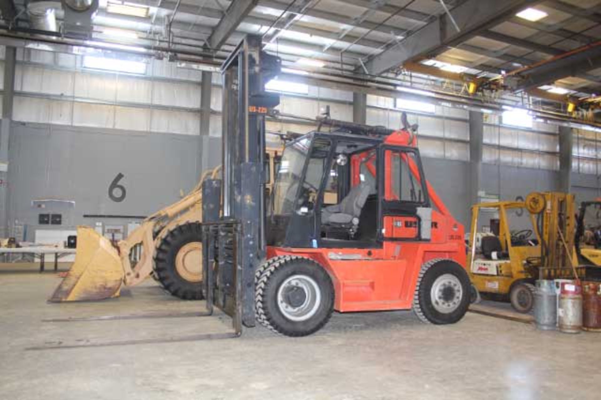 2005 USNR MODEL US225 FORKLIFT 22,500 LB/19,000 LB RATED, DIESEL, 182 ...