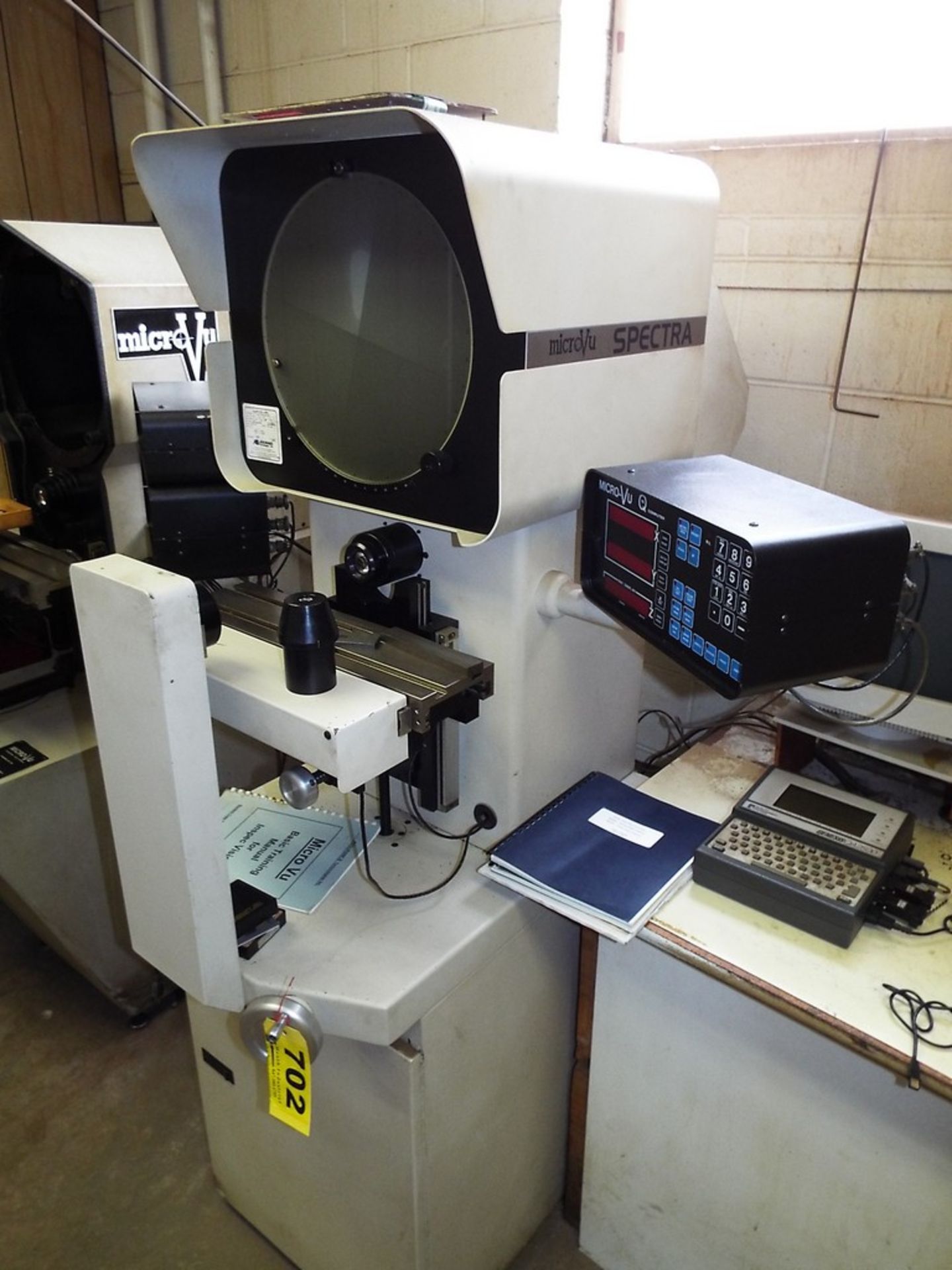 MICRO-VU 14" SPECTRUM 1030418 OPTICAL COMPARATOR S/N: 7278 (2006) W ...