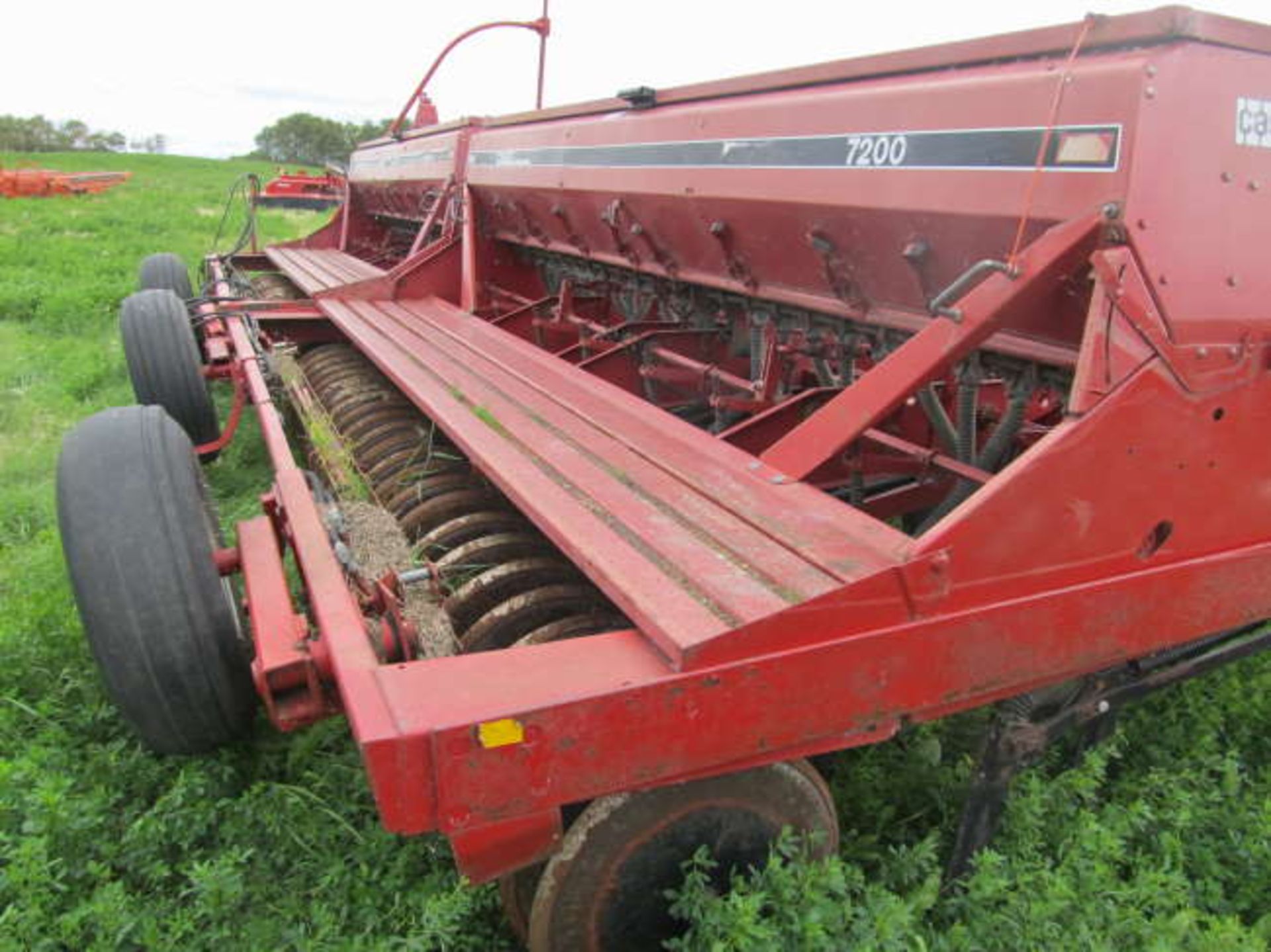 CASE IH 7200 HOE DRILLS; 28 Feet, Factory Transport (Worley) C-1