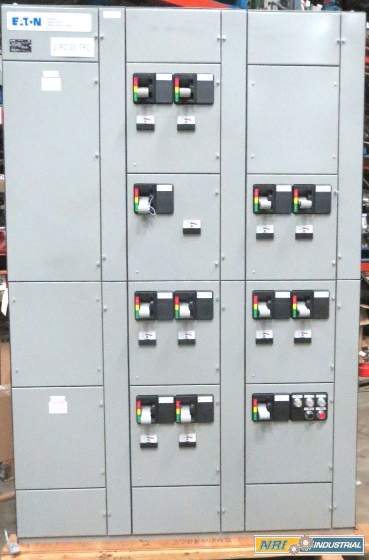 NEW EATON FREEDOM 2100 HFD BREAKER MOTOR CONTROL CENTER 3PH 3W 480V-AC ...