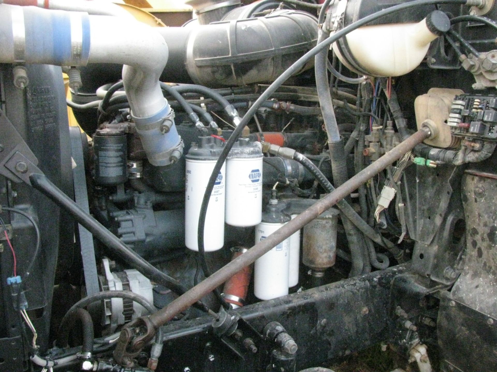 1999 Mack CH613 E7-460 Maxi torque T2130 13 speed, w/Finn T330 hydro ...