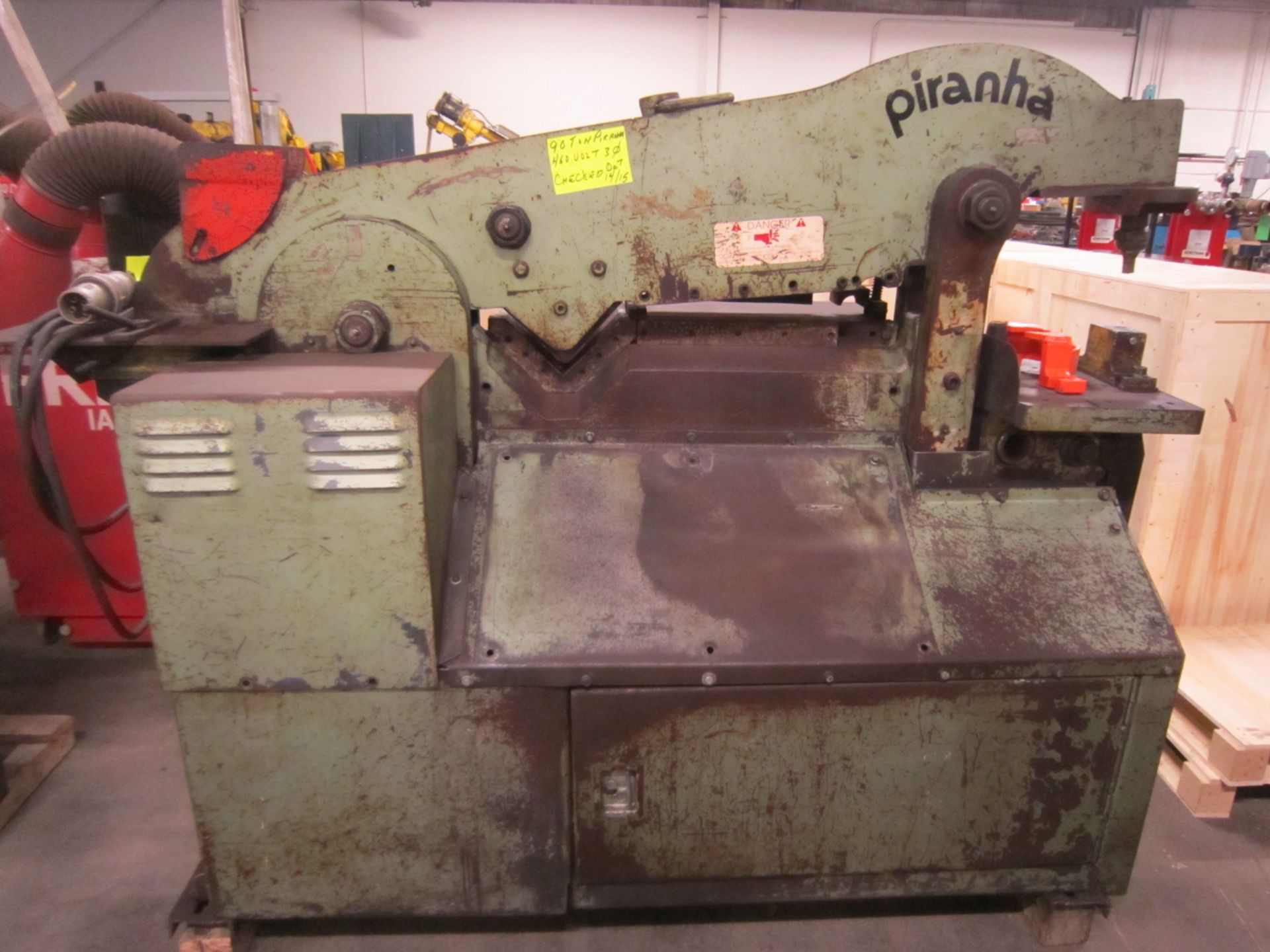 Piranha P90 Hydraulic Ironworker - 90 ton capacity with tooling (dies ...