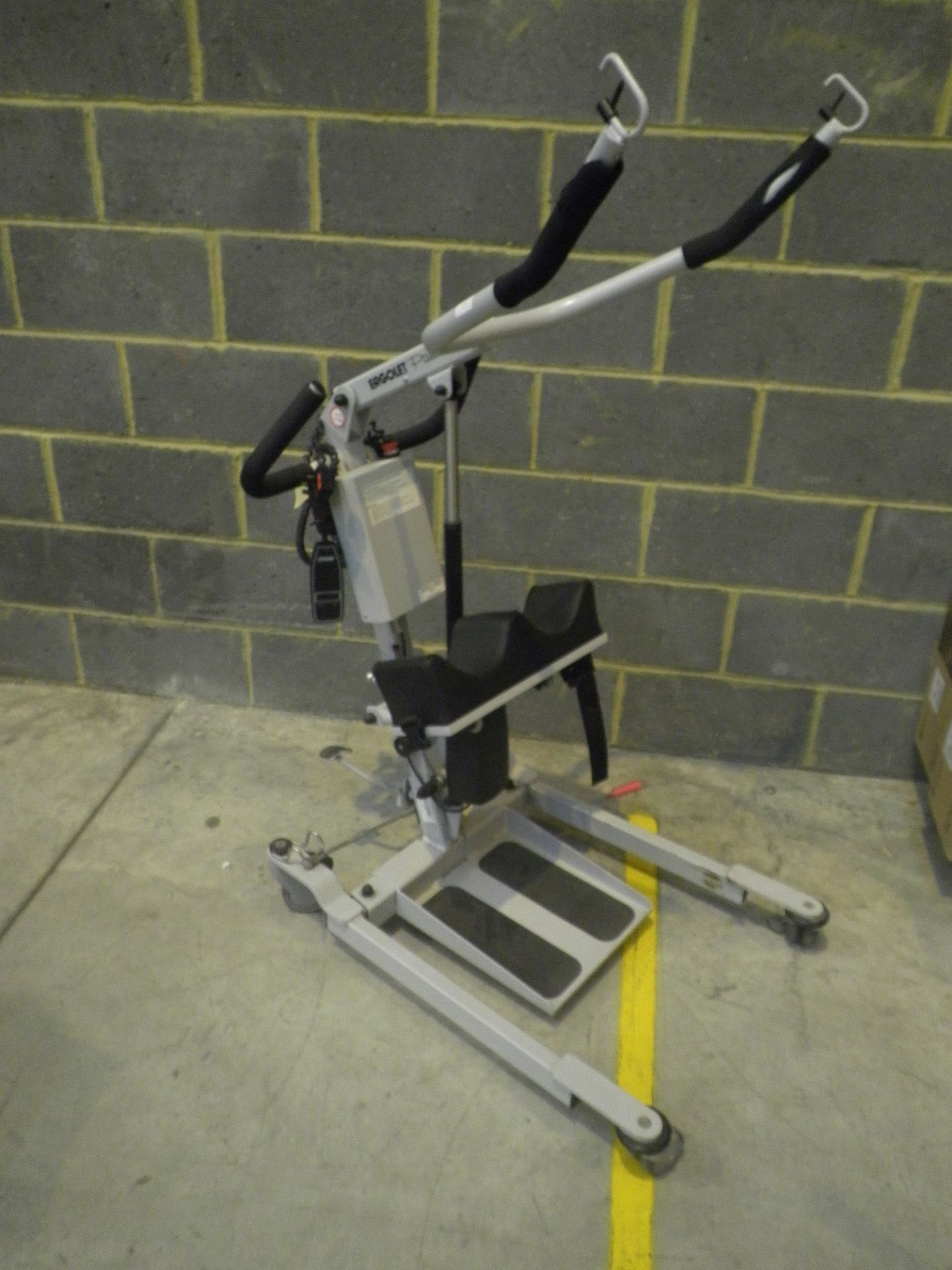 Ergolet Pallas 2000 Patient Hoist