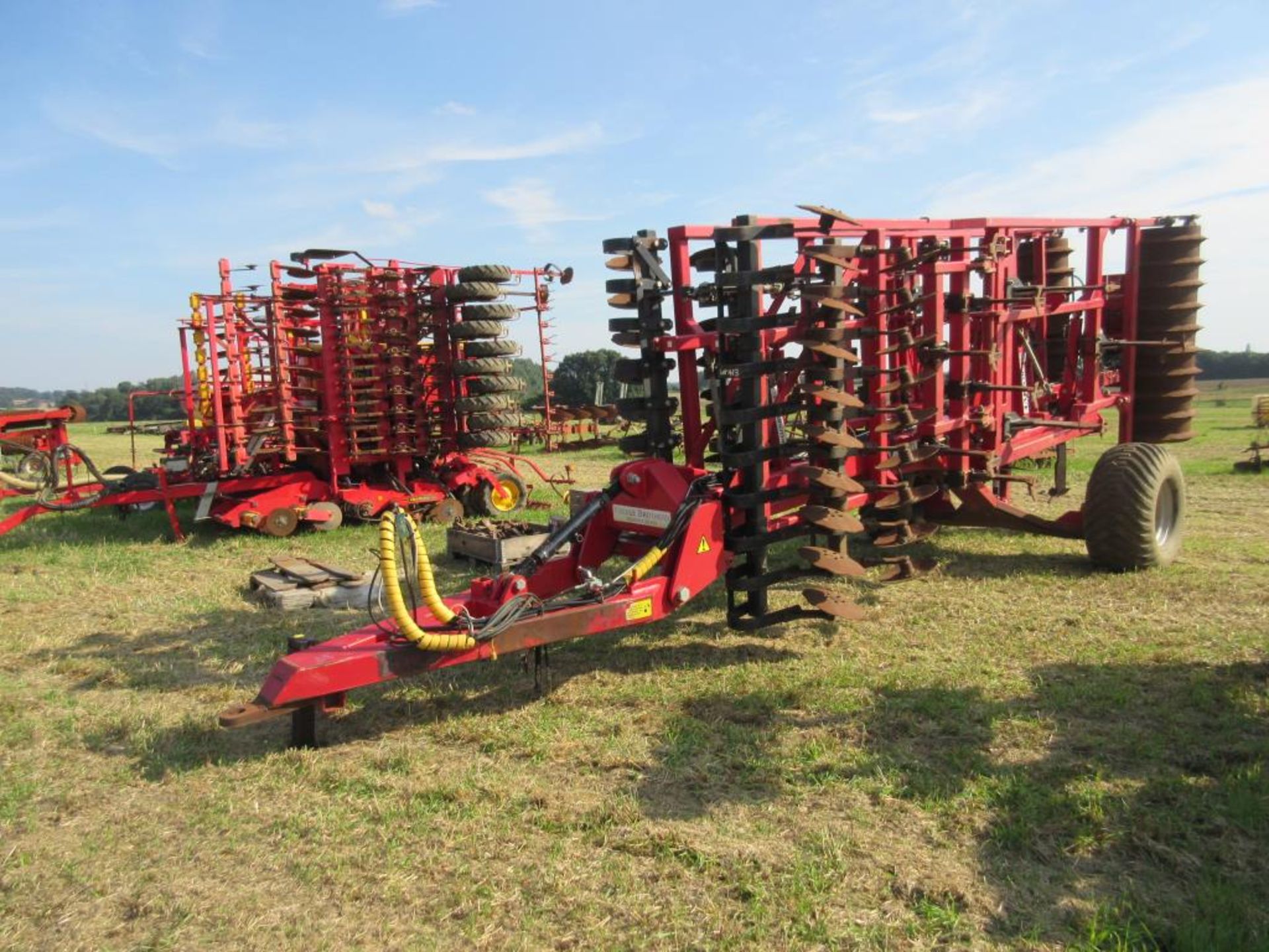 Keeble Progressive trailed hydraulic folding min-till cultivator with ...