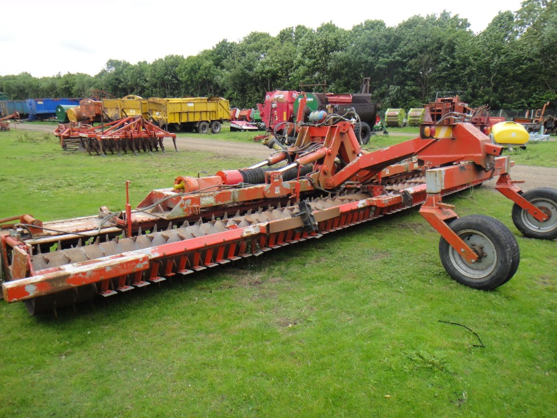 Kuhn 8m Power Harrow