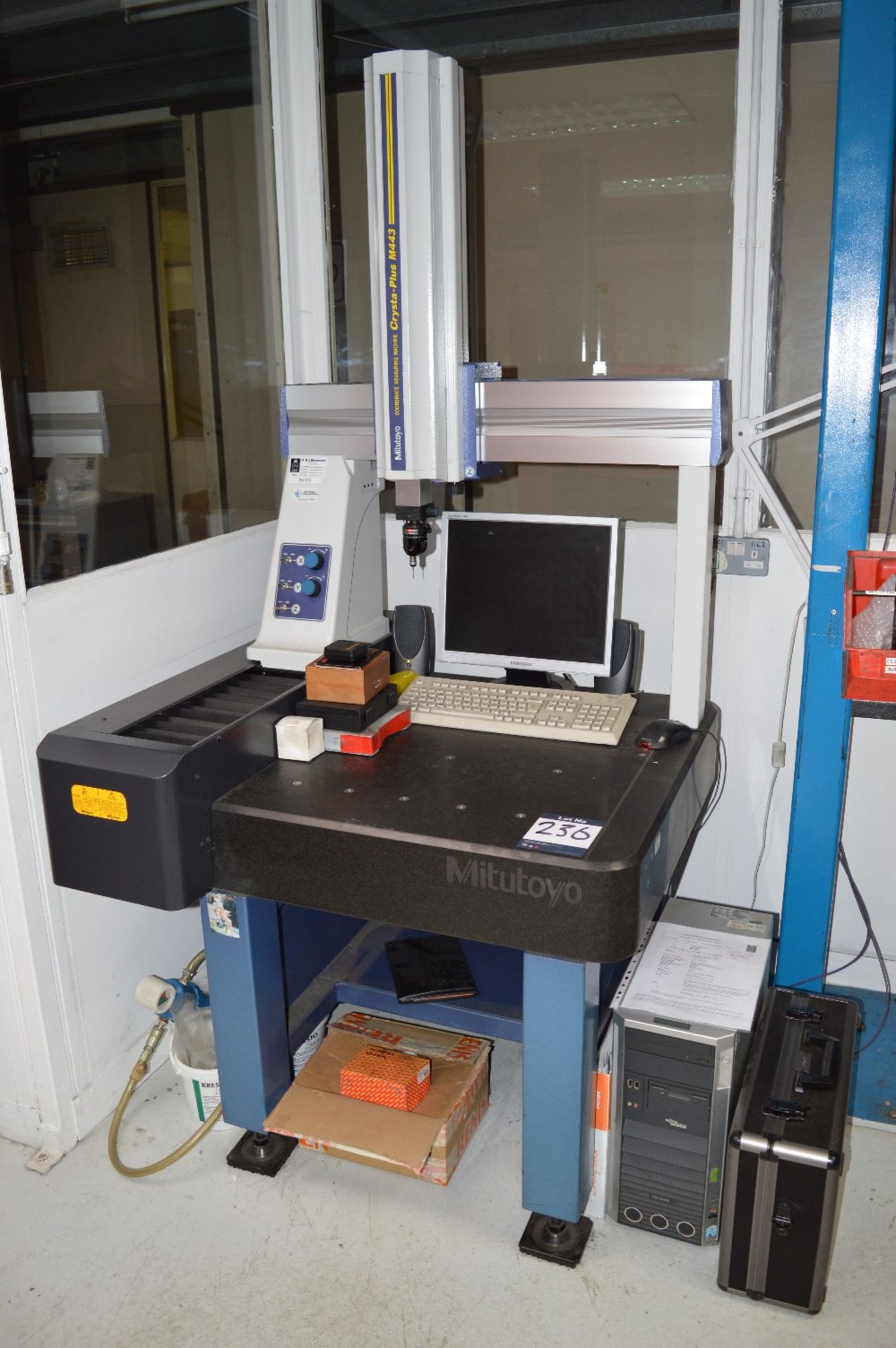 Mitutoyo Crysta-Plus M443 model: CRT-PM443 co-ordinate measuring ...