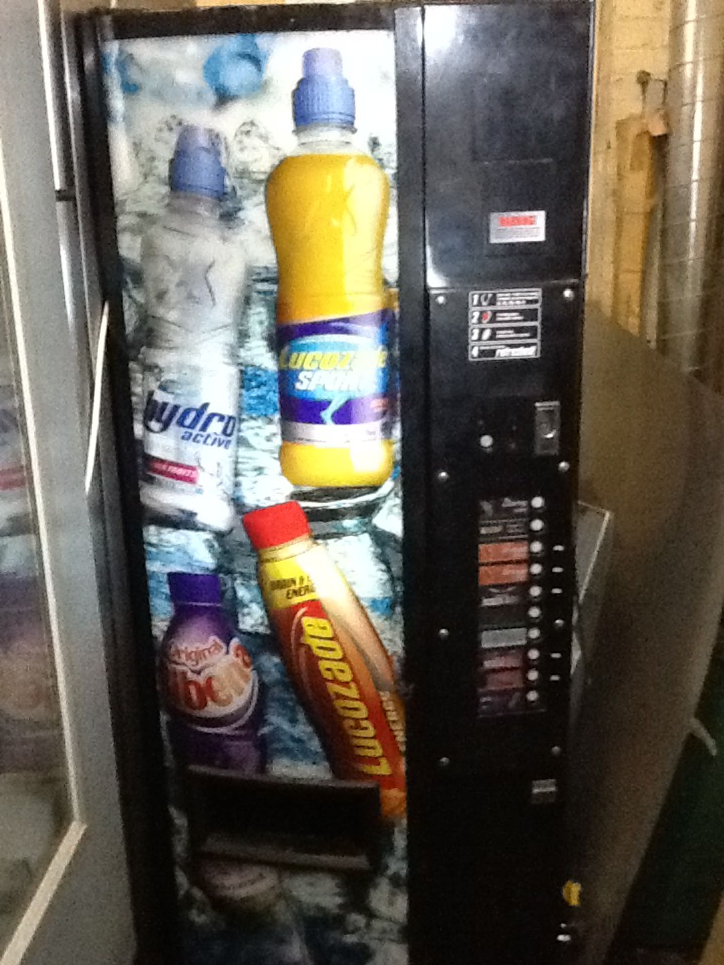 Lucozade Vending Machine – NO VAT