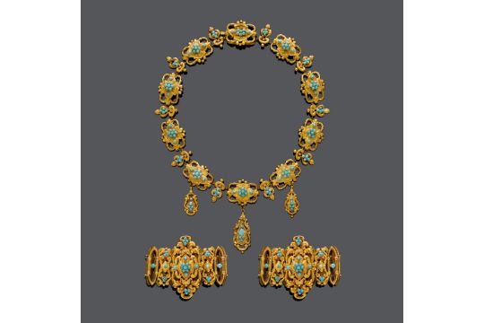 GOLD AND TURQUOISE PARURE, France, ca. 1830.Yellow gold.Parure with box ...