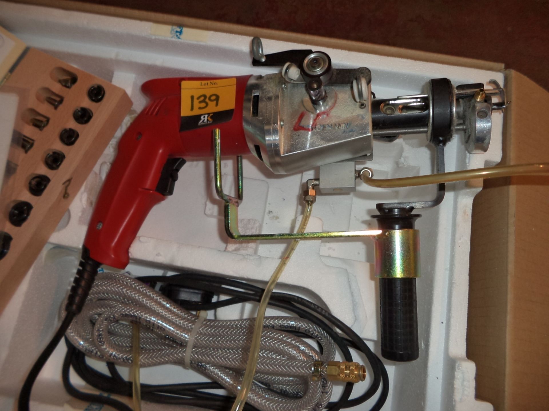 Hofmann hand tufting machine/tufting gun, type VML16/2011, 6mm - 18 mm ...