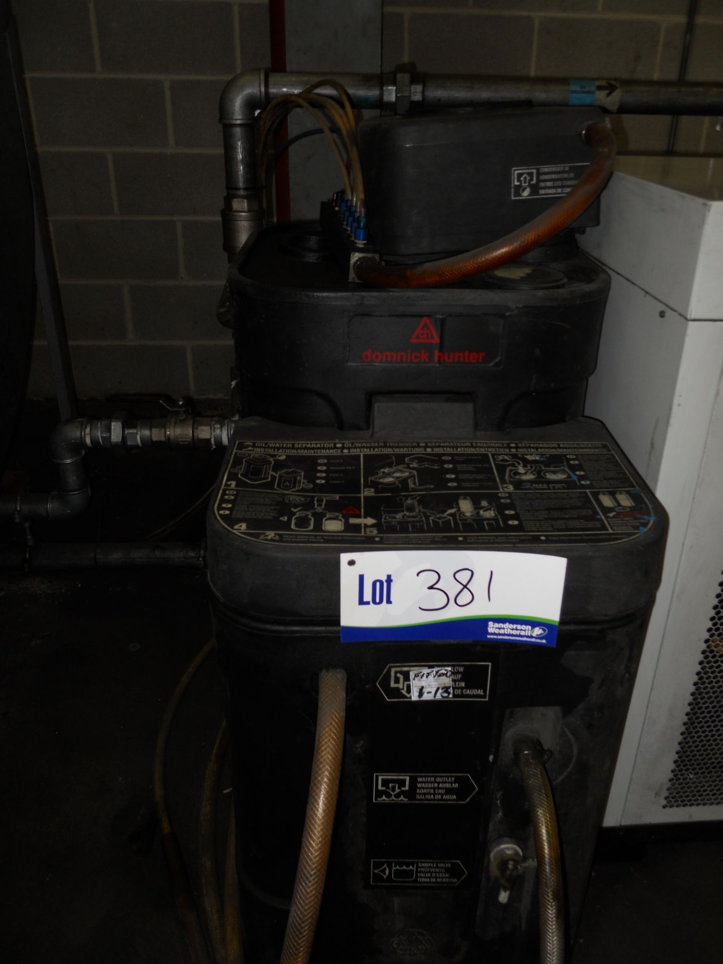 Domnick Hunter SE2030 Oil/ Water Separator, with tank