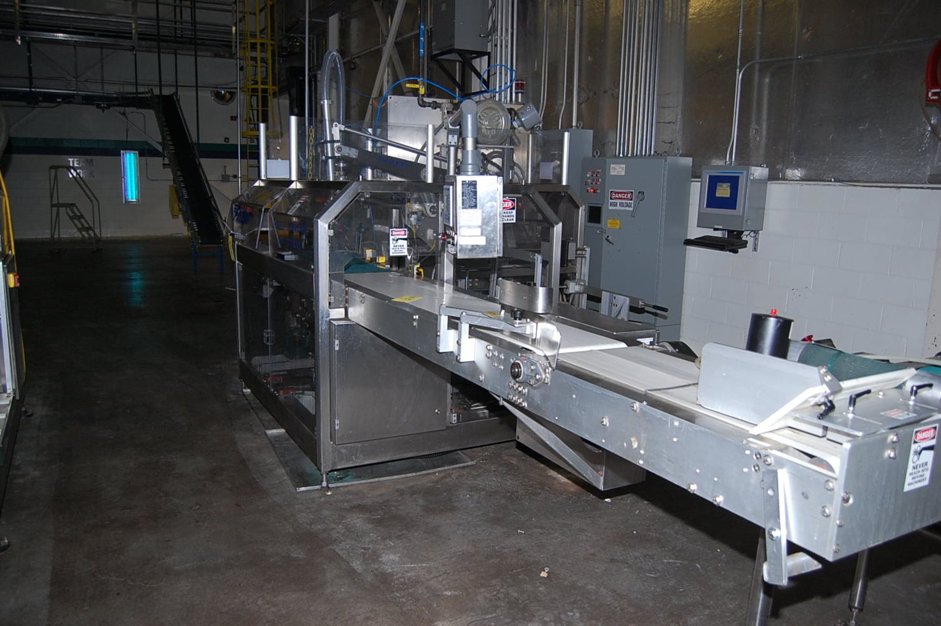 Fallas Model #JR-VAC-CE Case Packer Packaging Machine, Fallas Robot ...