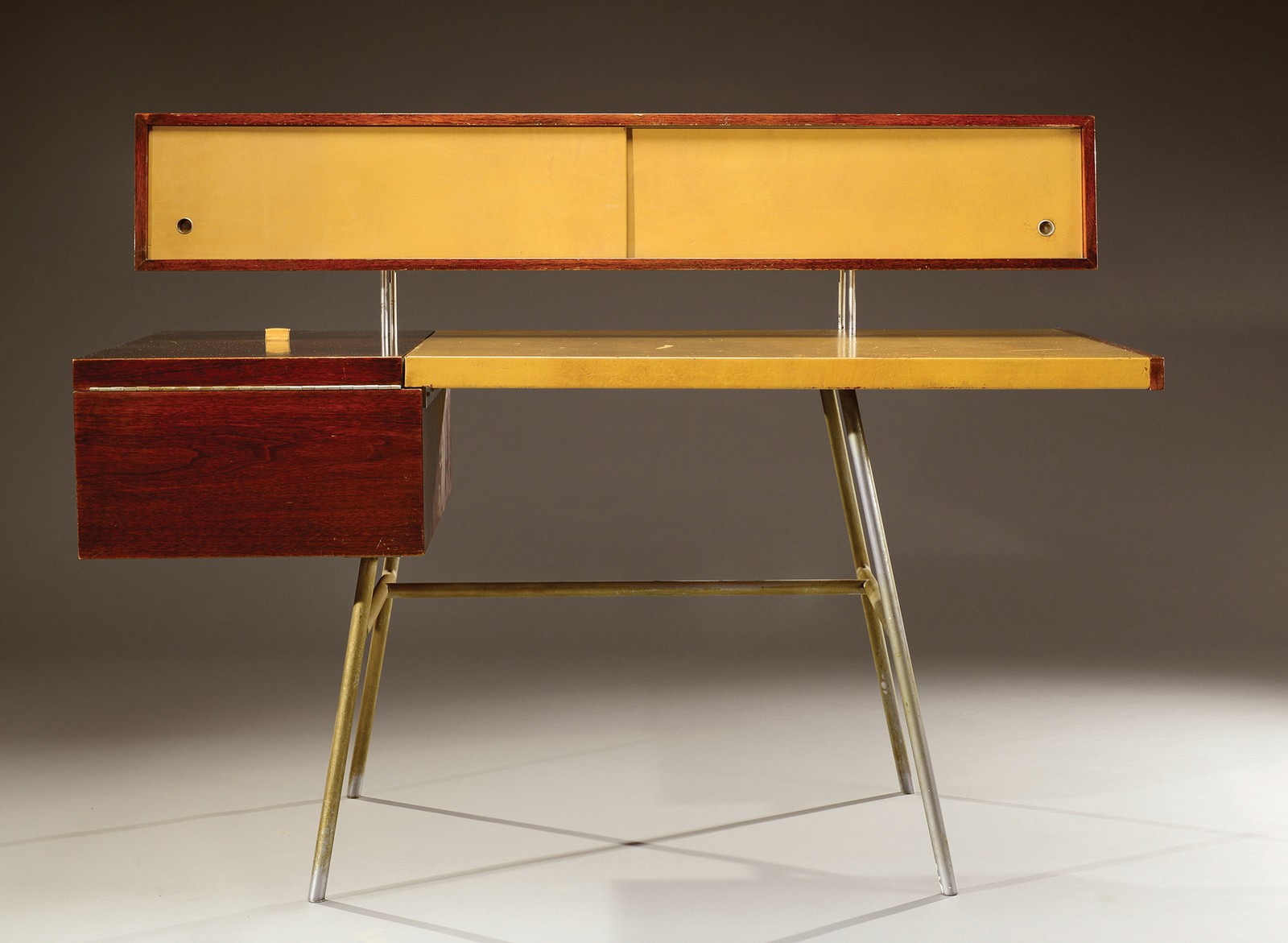 GEORGES NELSON (1908-1986) Bureau à gradin modèle "Home office" en ...
