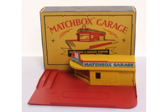 Matchbox Garage Showroom & Service Station for “Matchbox Toys” red base ...