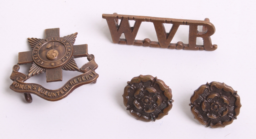WW1 Women’s Volunteer Reserve Badges consisting of bronze cap badge ...