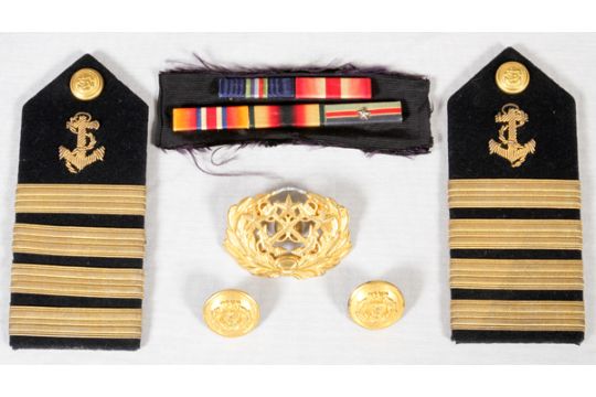 WWII U.S. MERCHANT MARINE, EPAULETTES, CAP BADGE, RIBBONS IN SHADOWBOX ...