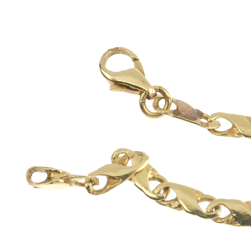 A fancy-link chain. Designed as a series of 'S' shape links. Foreign ...