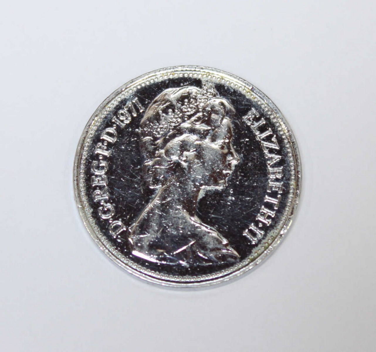 A rare 1971 silver two pence coin, '2 New Pence' with Elizabeth II bust ...