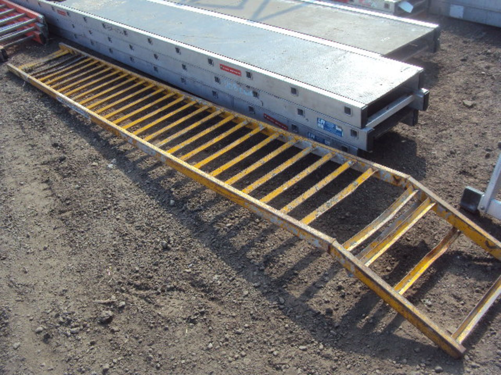 Wheel barrow ramp