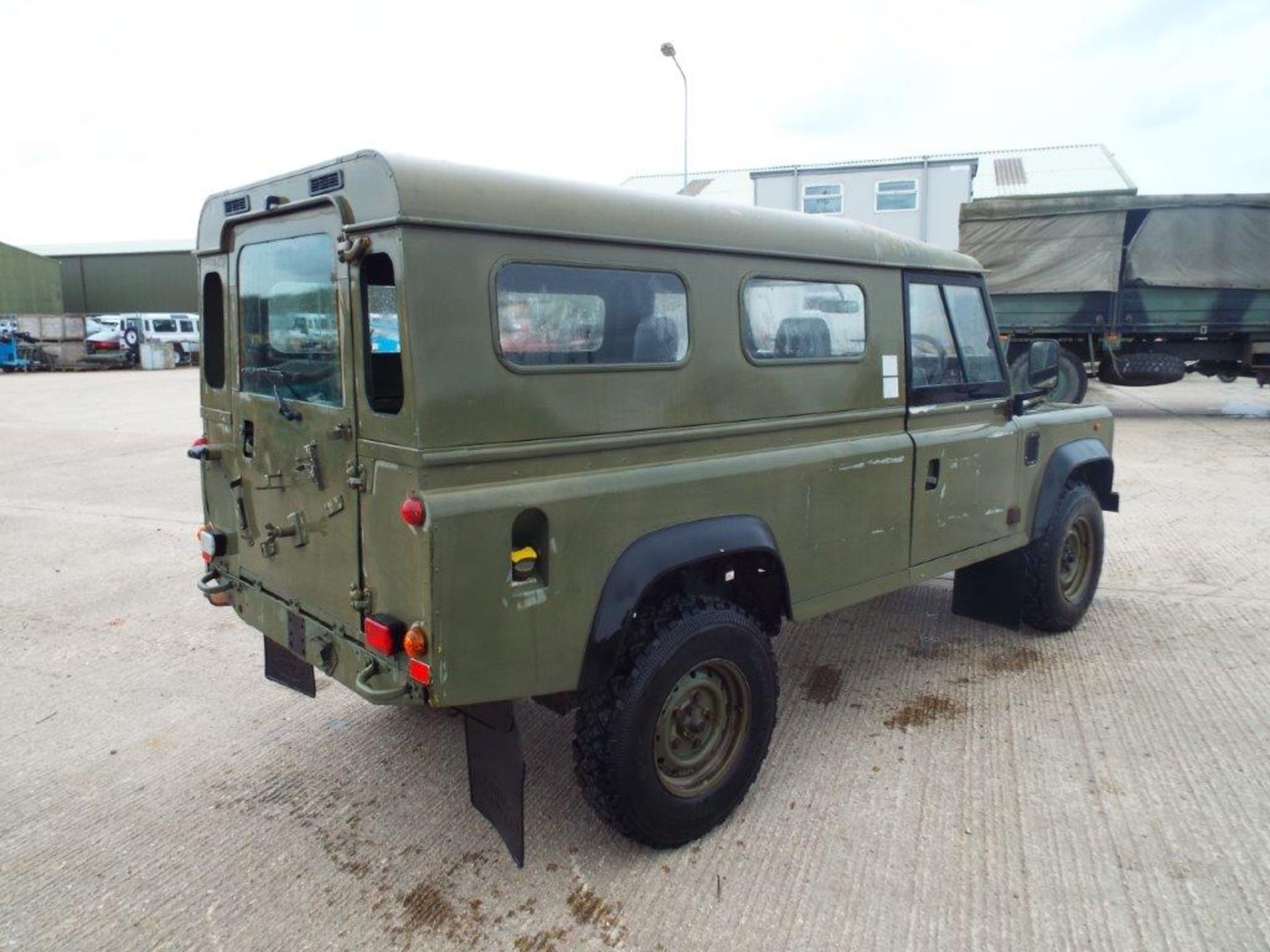 You are bidding on Direct from the UK Ministry Of Defence an RAF Issue ...