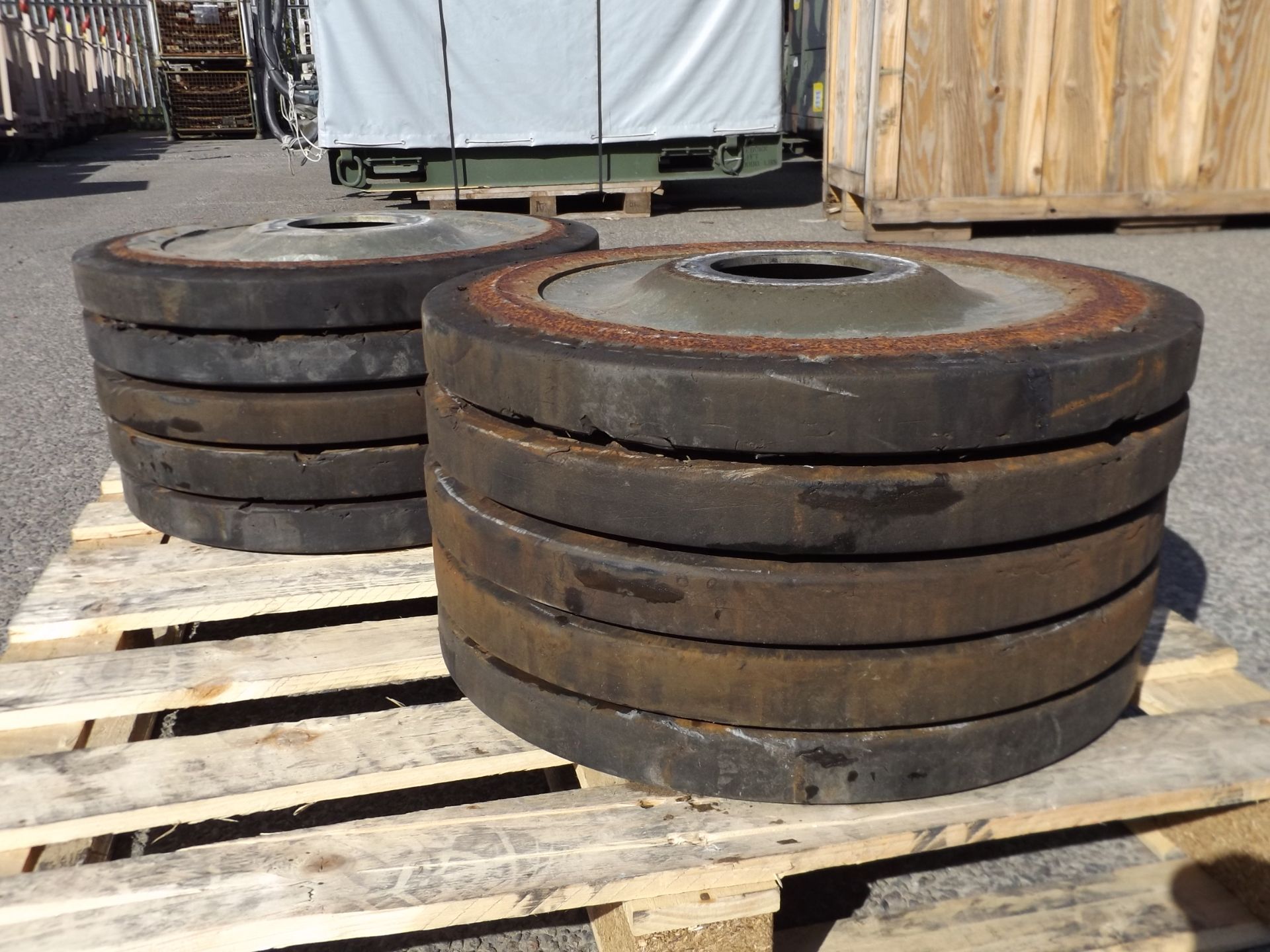 You are bidding on 10 x CVRT Road Wheels direct from the UK Ministry Of ...