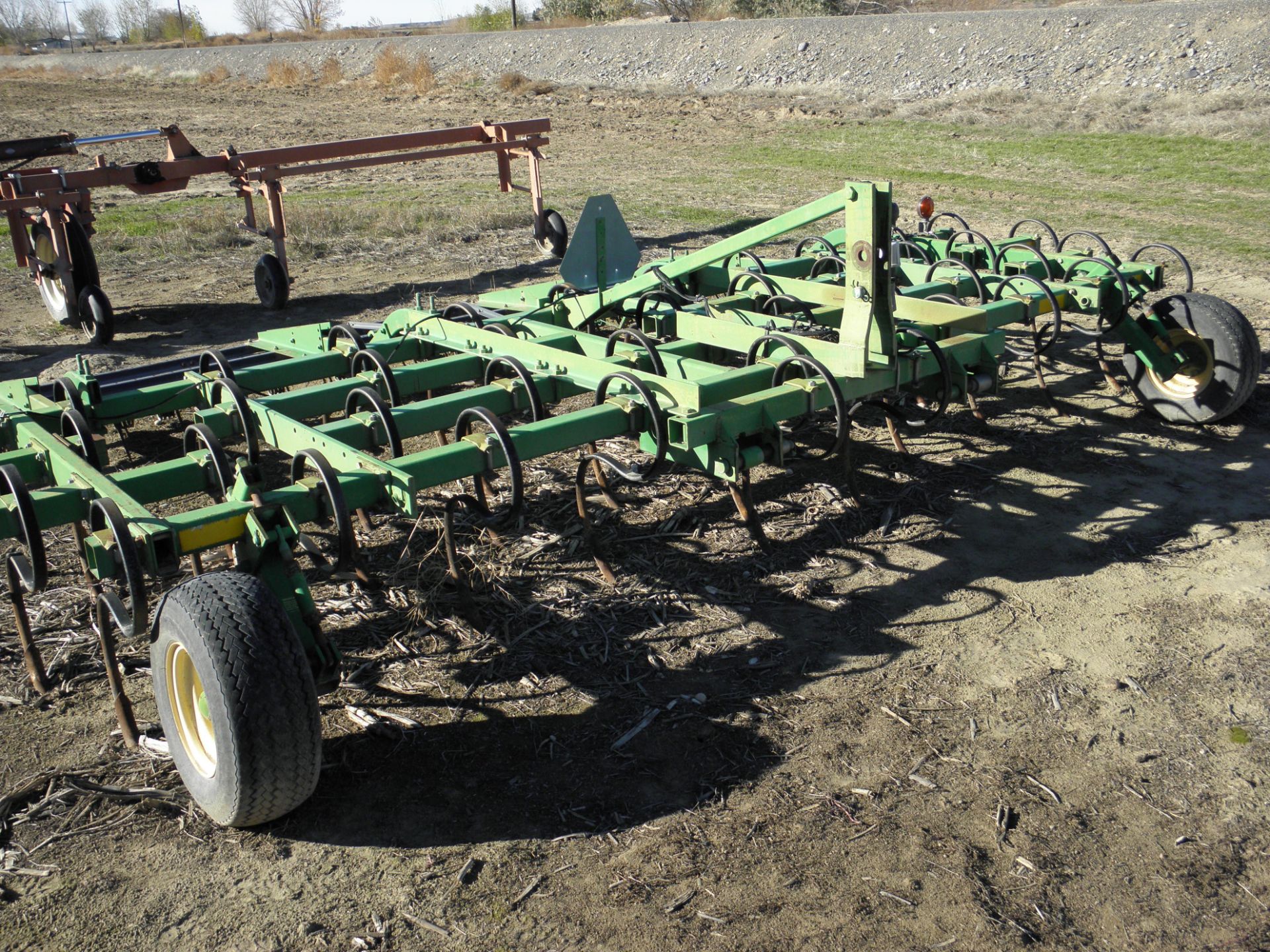 JD 960 16' 3pt triple k cultivator w/spring tine soil conditioner ...