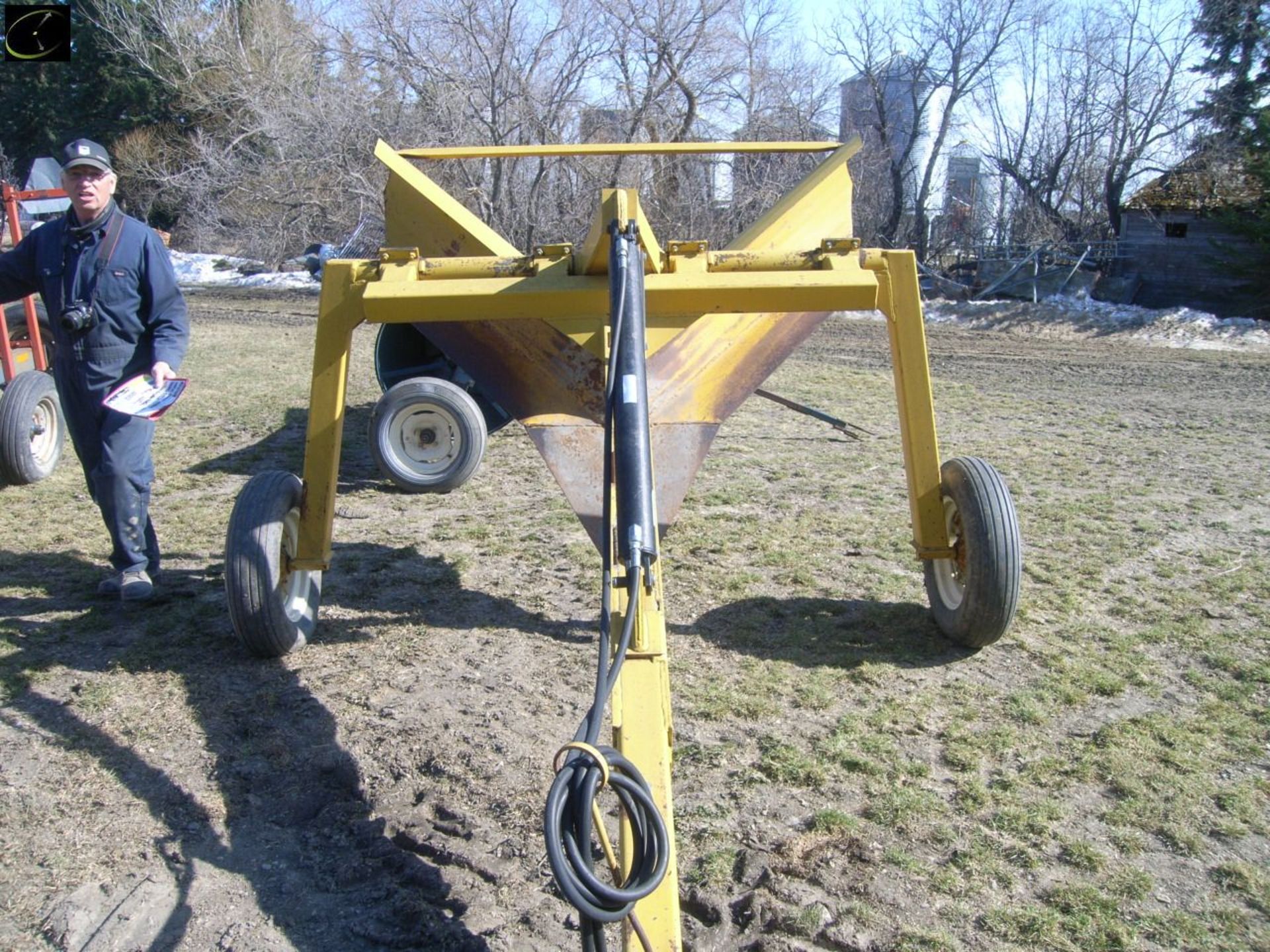 Dynafab V-ditcher, hyd depth, single carrier wheels SN 05930988