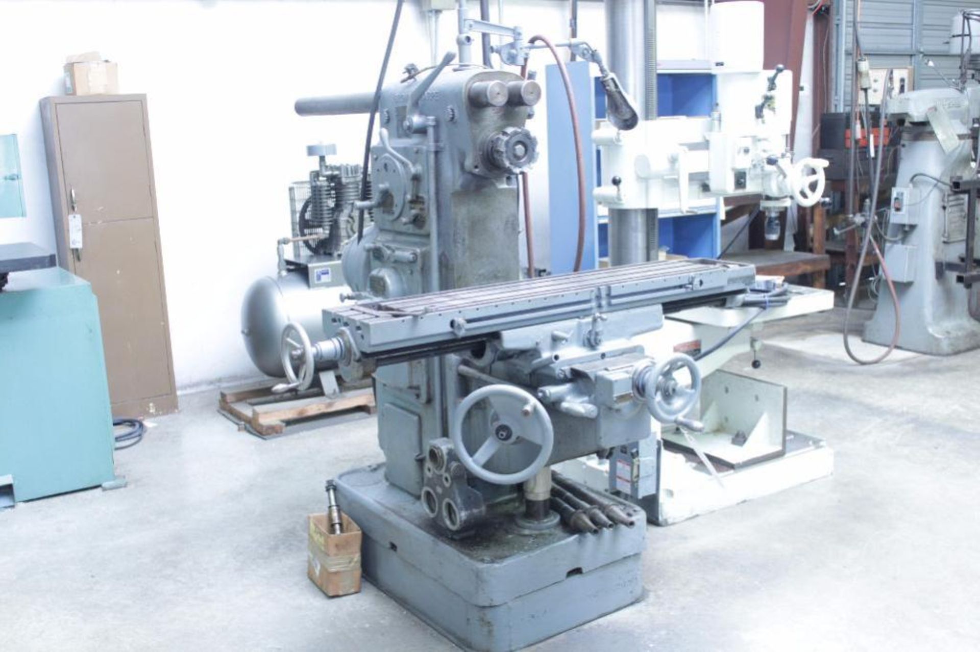 Brown & Sharpe no. 2 horizontal milling machine Model: No. 2 Serial ...