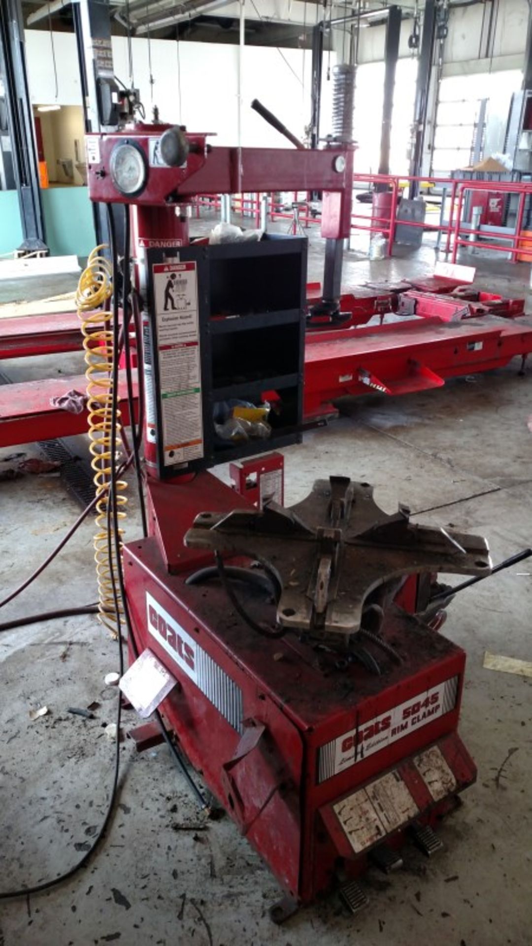 Coats 5045 Limited Edition Rim Clamp Tire Changer