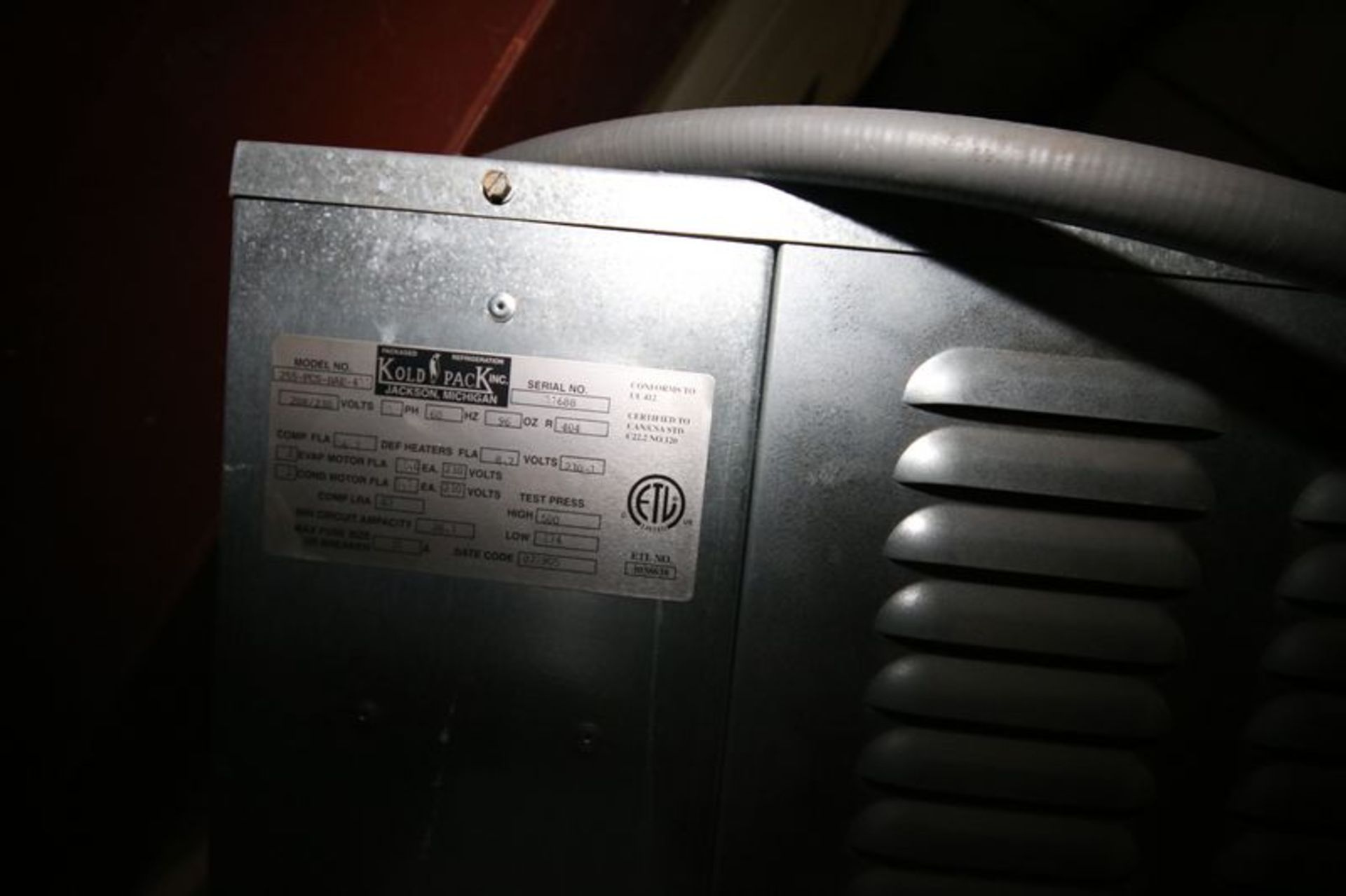 Bally Modular Cooler. HTPG 2-Fan Evap Blower Unit. Model HTE26-92B-D. S ...