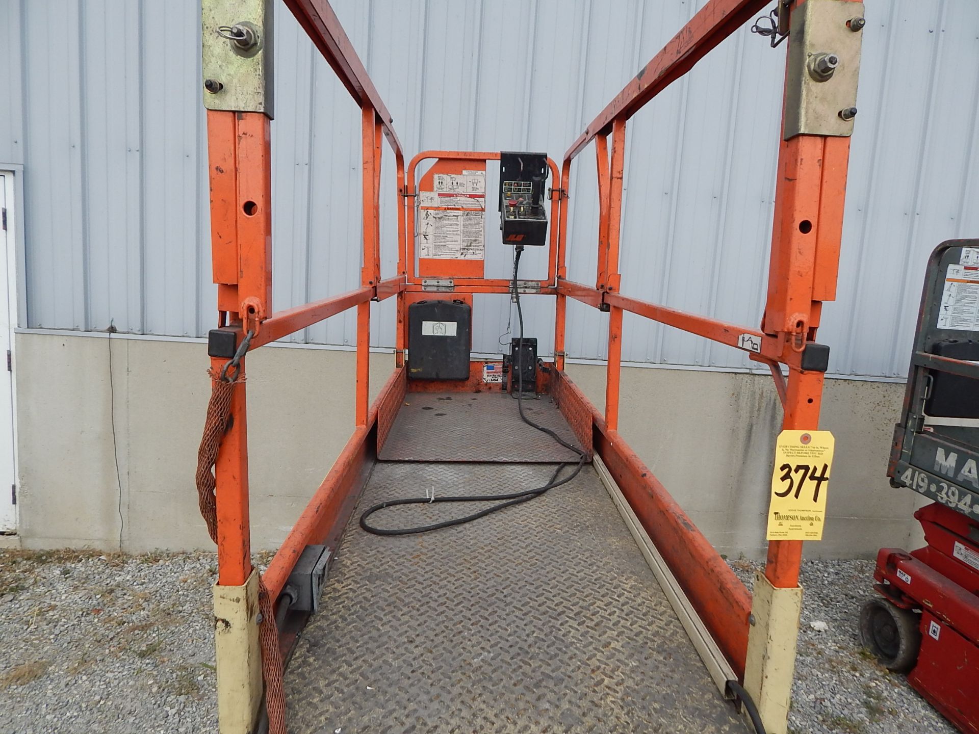 JLG Model 2632E2 Electric Scissor Lift, SN 0200103457, New in 2002 , 26 ...