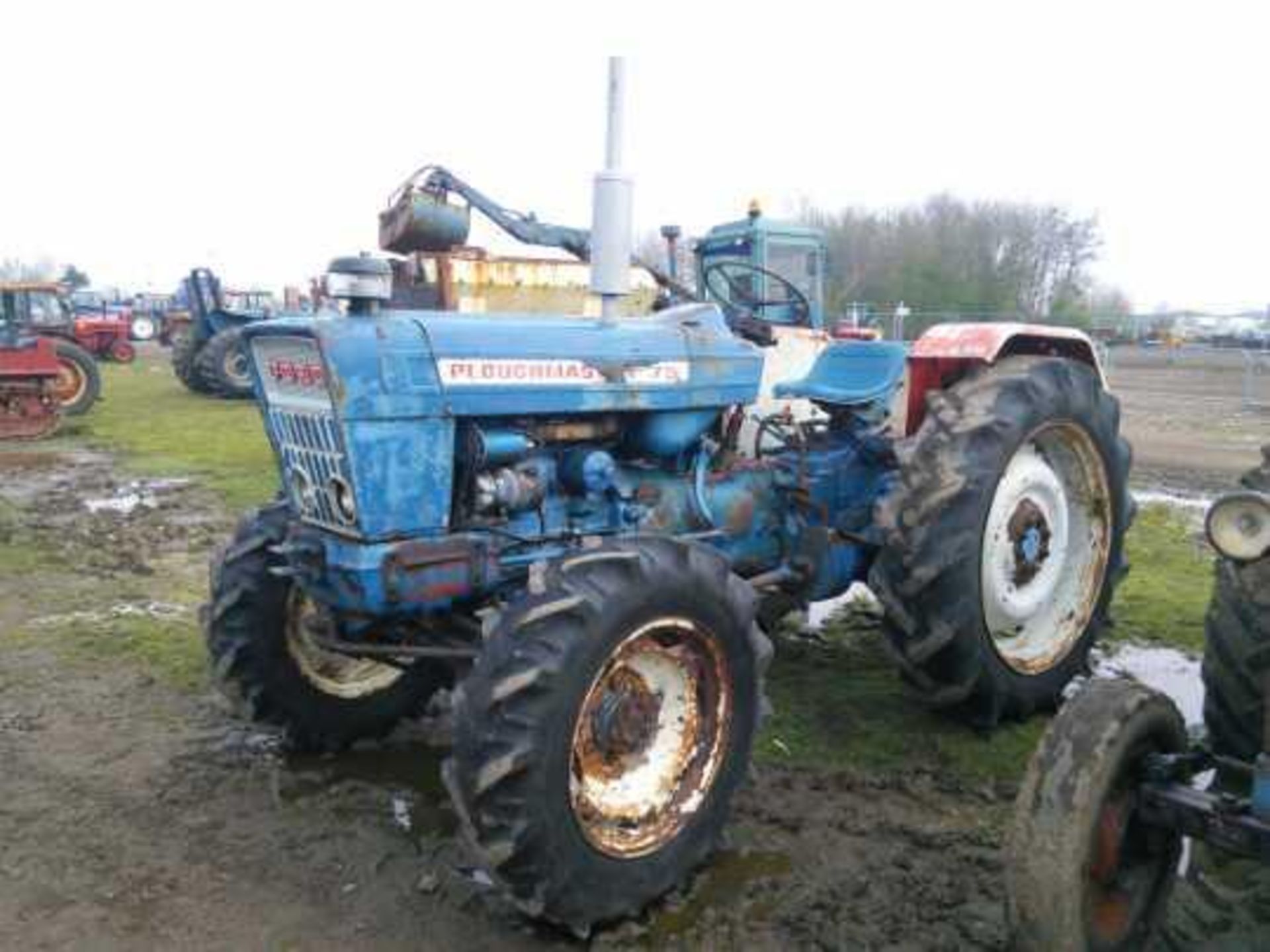 ROADLESS 75 4cylinder diesel TRACTOR Further details at time of sale.