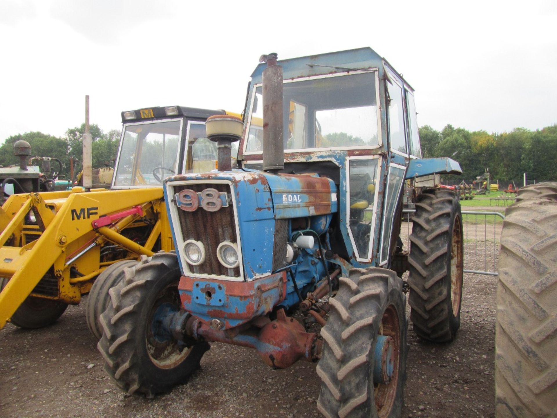 ROADLESS 98 4wd 4cylinder turbo diesel TRACTOR Described as being in ...