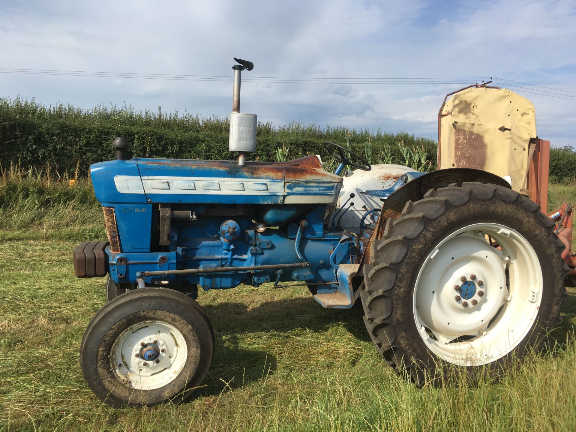 FORD 5000 Super Major pre-Force 4cylinder diesel TRACTOR Fitted with a ...