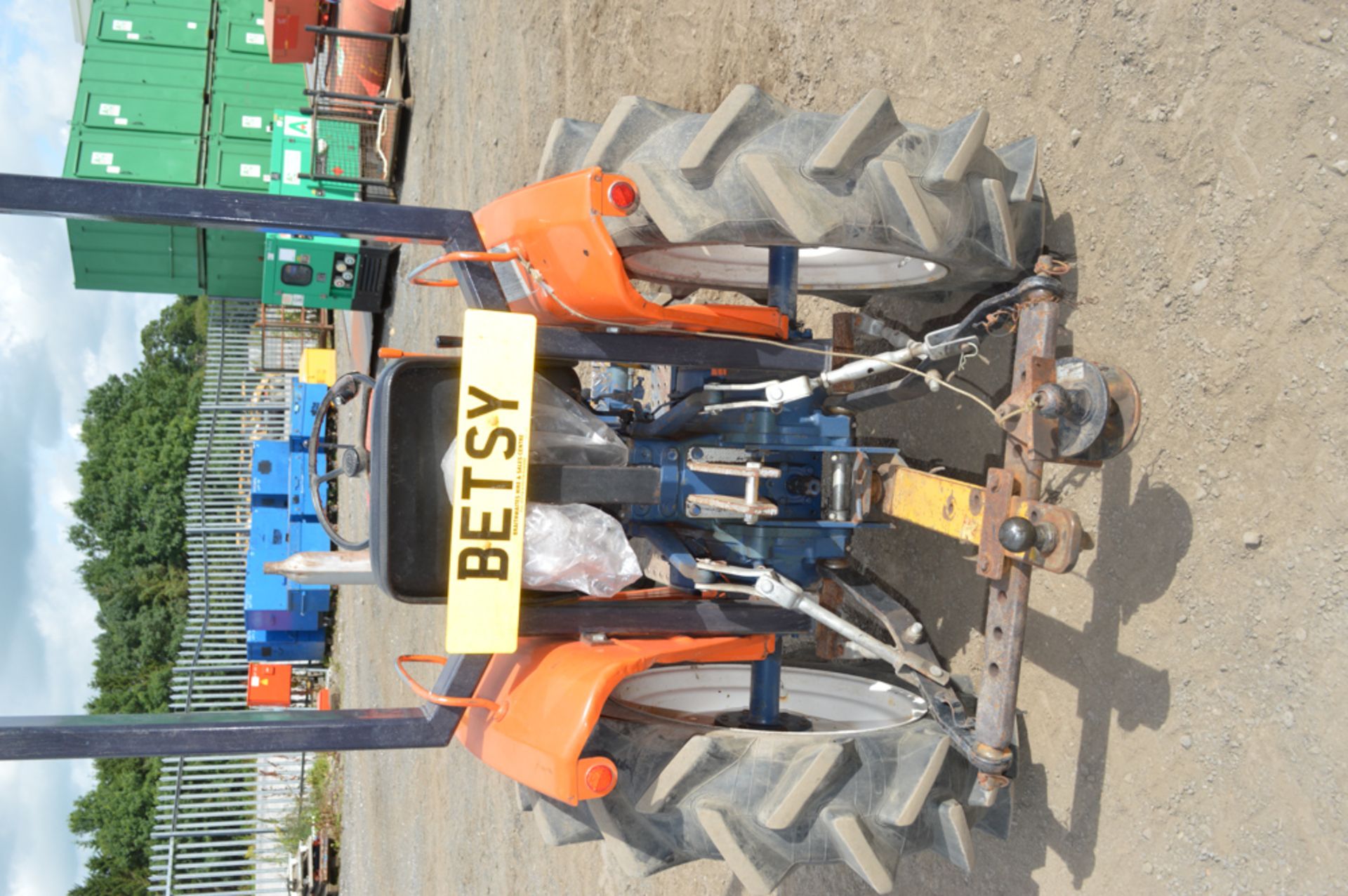 Kubota L1500 4 wheel drive compact tractor S/N: 54142 C/W front weight ...