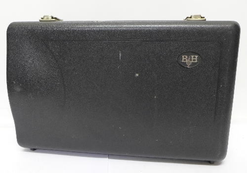 A clarinet, Lark, made in China, M4001, cased