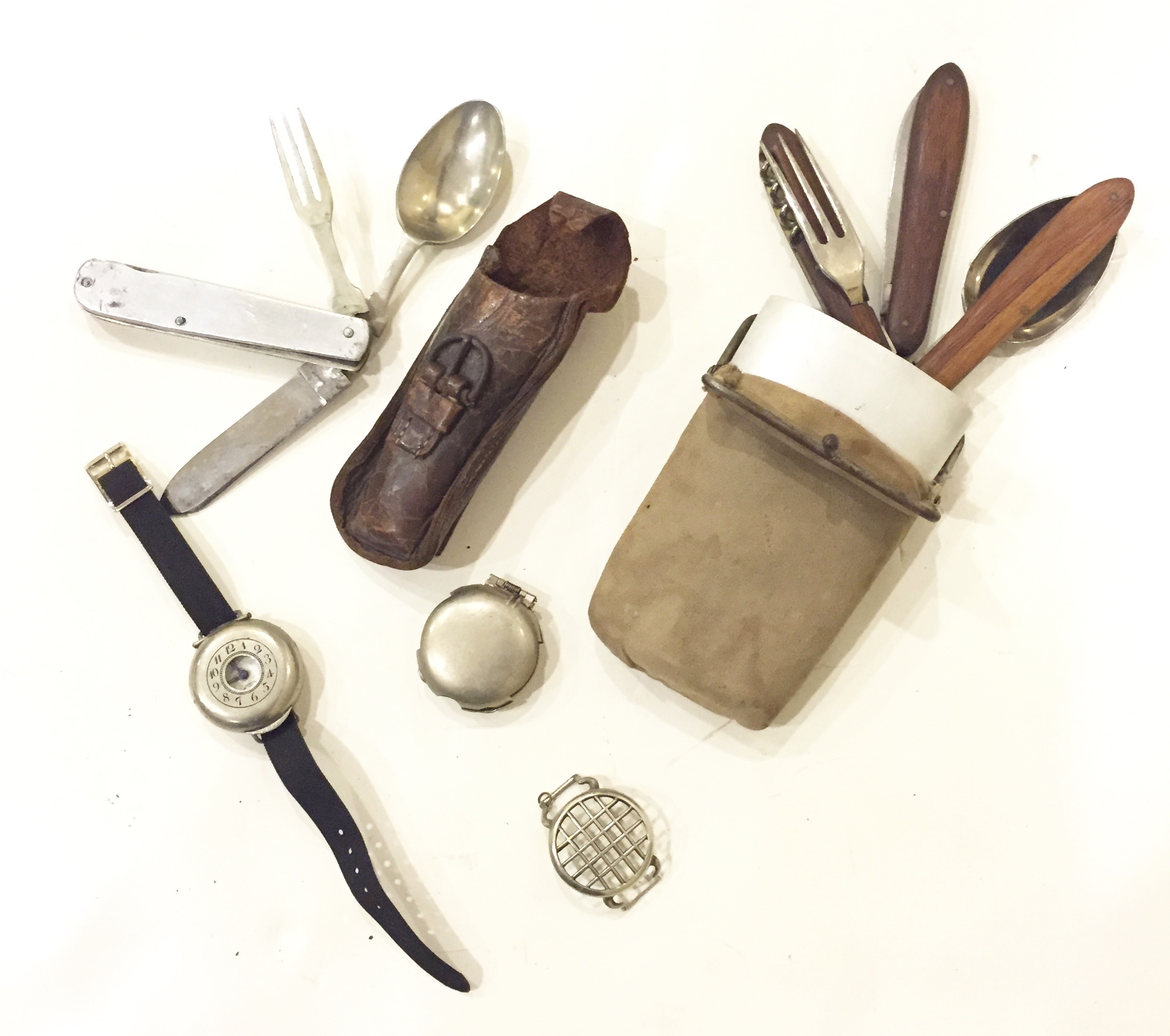 WW1 Officer’s Private Purchase Personal Items. Comprising: Knife, Fork ...