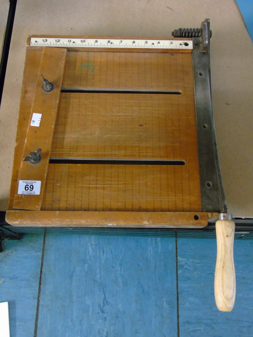 VINTAGE PAPER GUILLOTINE