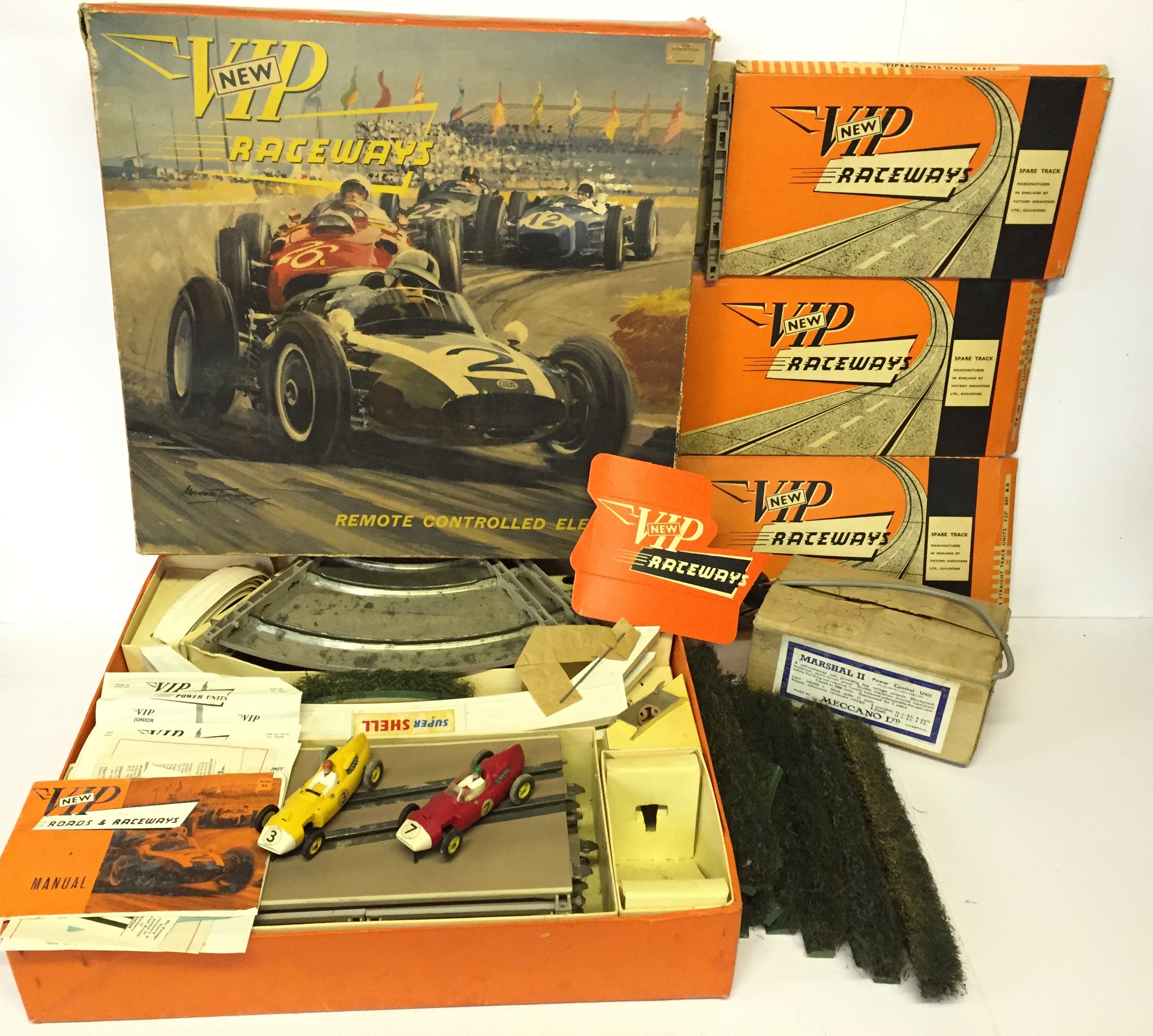 Victory Industries VIP Raceways R1 Set: remote controlled electric set ...