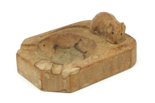 Robert Thompson Mouseman oak ashtray carved with signature mouse, 10cm ...